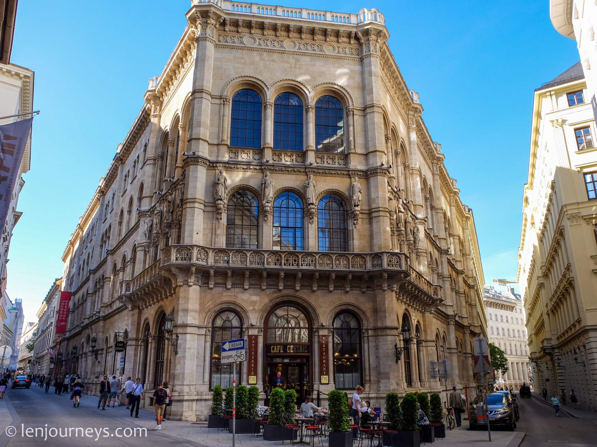 Viennese Coffee Culture: A Way of Life - LEN Journeys