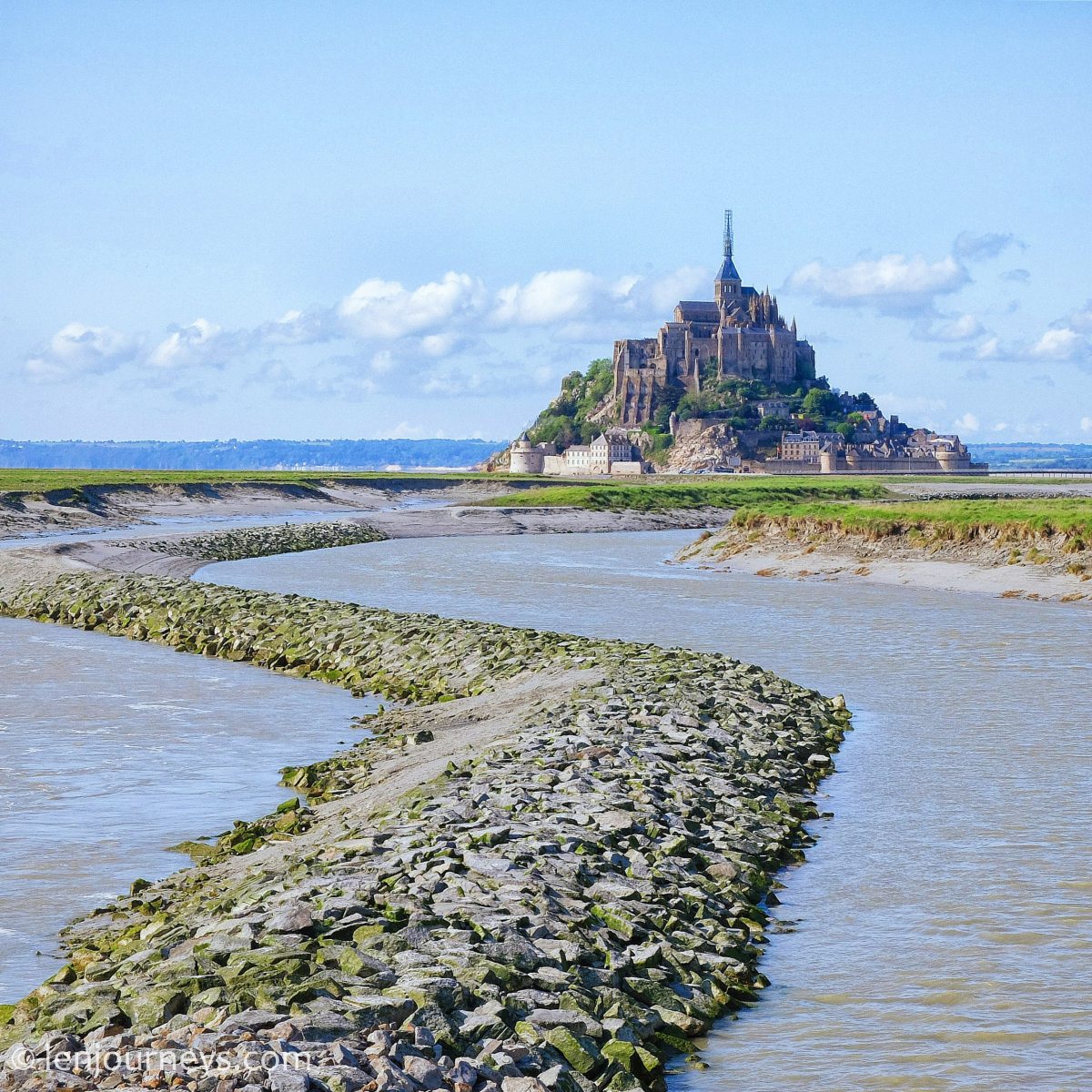 Núi Saint Michel: Tu viện trên biển - LEN Journeys